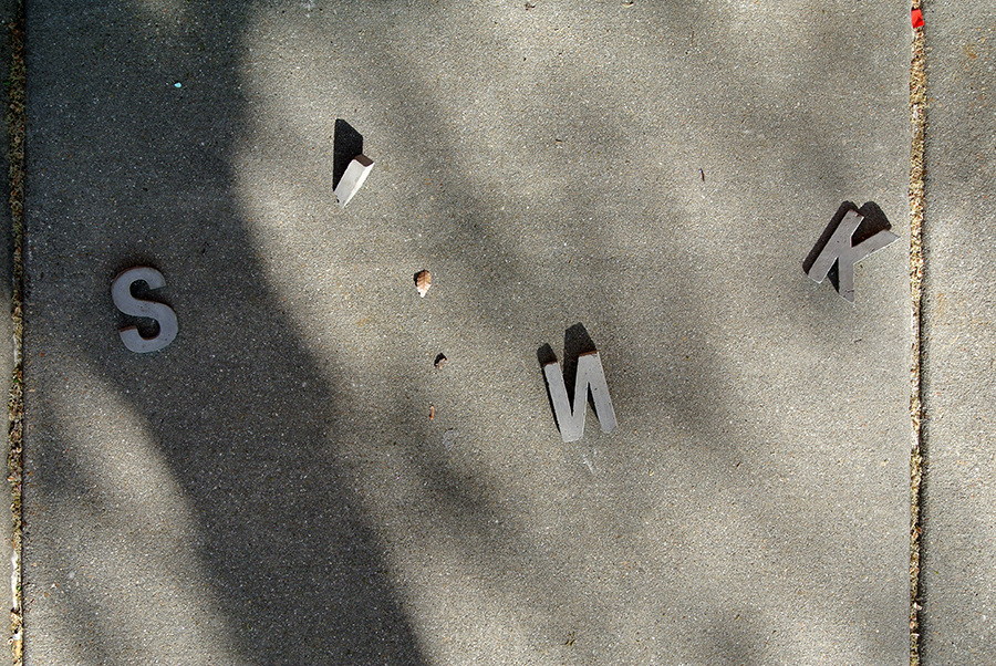 Sink or Swim/Typographic Installation | EXPERIMENTAL TYPOGRAPHY